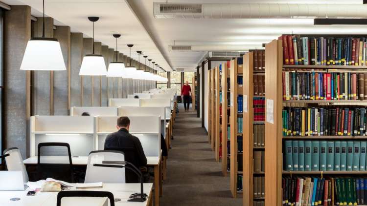 How to get a PhD in Law: The PhD in Law and research methods | School ...